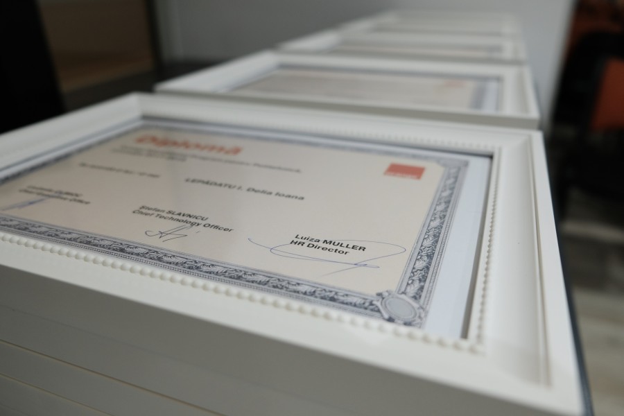 Absolvenți Orange Educational Program, secțiunea Engineering | Orange